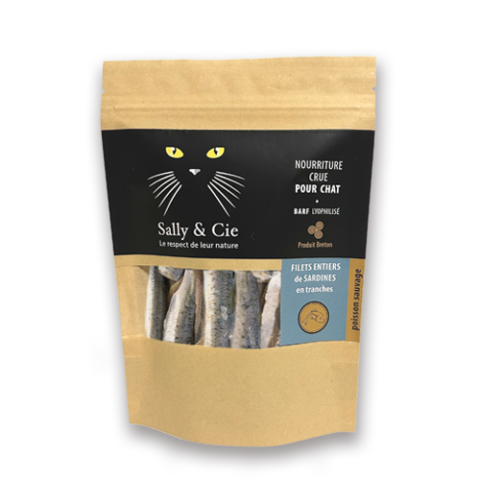 Donner de la sardine à son chat
